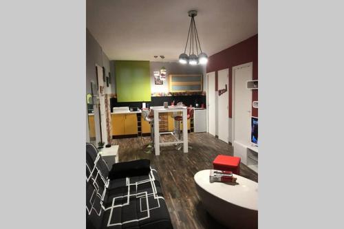 Appartement Style Pop Art Avec Garage Centre Historique Beziers - Béziers