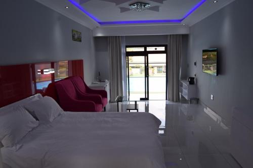 Louisville Guest Lodge in Midrand - Midrand, South Africa - Updated ...