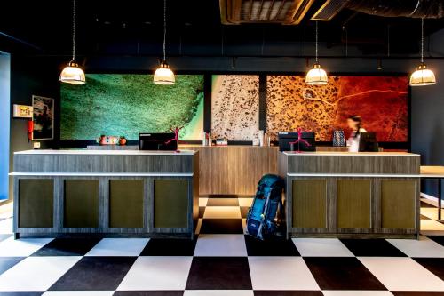 Hotels near Perth Railway Station, Perth - BEST HOTEL RATES Near ...