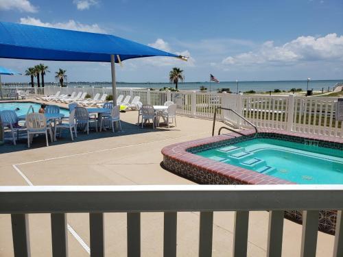 Benjamin's Pier At Laguna Reef Resort - Texas