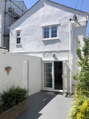 The Cottage - Redruth