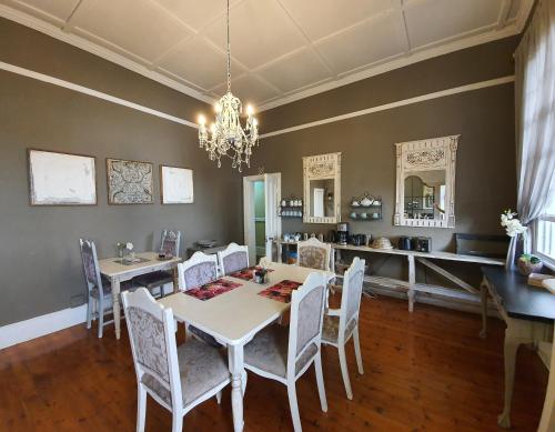 Waterhouse Guest Lodge In Muckleneuk - Pretoria