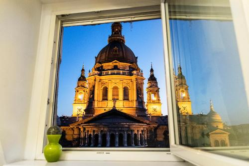 Helena apartment with view on St. Stephan's Basilica - Boedapest