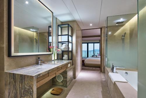 Top 10 Beach Resorts In China - Updated 2024 | Trip101