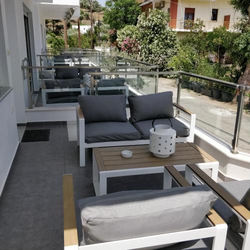 11 Best Hotels in Nea Stira, Greece