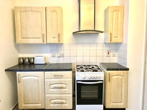London Stratford 3 Bedrooms House, Separate Reception, Close To Abba, Westfield, Olympic Stadium - Stratford