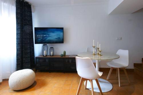 Eiffel Bridge Boutique Apartment - Girona