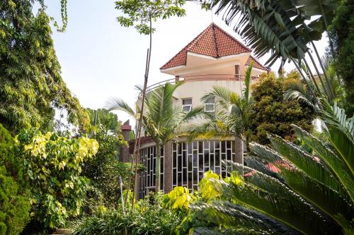 11 Best Hotels in Entebbe, Uganda