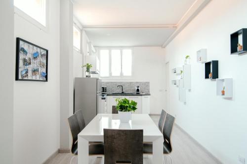 Bright Home By "The House Of Travelers" - Comer See