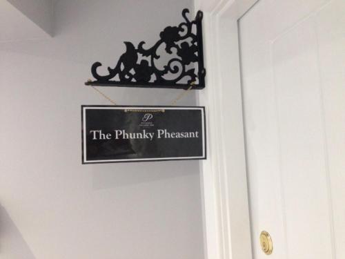 Pitlessie Inn And Pantry, Hotels, Fife