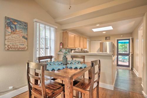Creekside Home W/ Patio, Walk To Manitou Incline! - Colorado Springs, CO