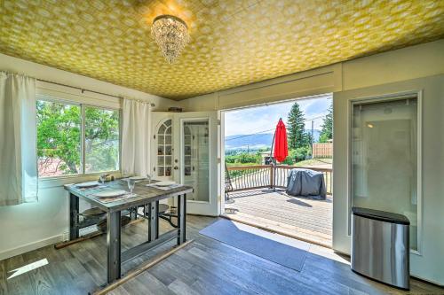 Yellowstone Country Family Home W/ View & Hot Tub - 리빙스턴