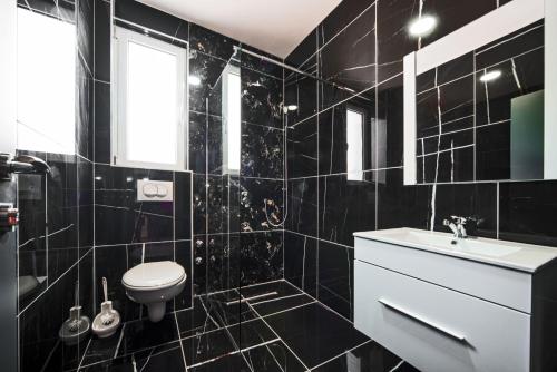 David Lux beach rooms - Bar, Montenegro - Updated 2026: Prices and ...