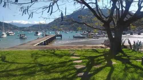 Porto De Luz - Casa Beira Mar Condominio Marina - Ilha Grande