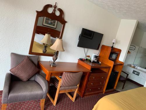 Budget Inn Express in Louisa, KY - 10 reviews, price from $52 | Planet ...
