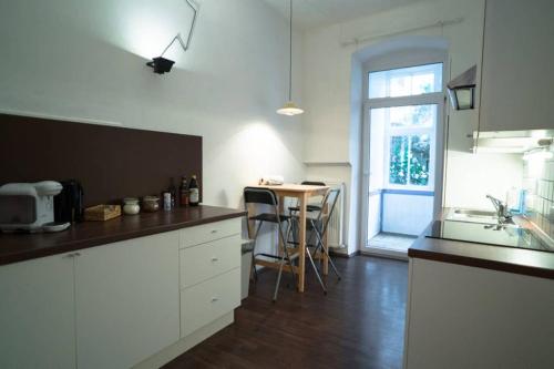 Cosy And Spacious Apartment In The Heart Of Innsbruck - Innsbruck
