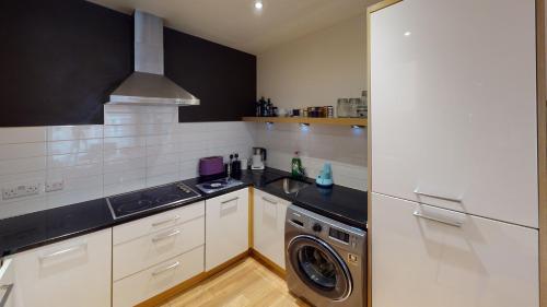 Central Perks Apartment (Sleeps 4) - Kingston upon Hull