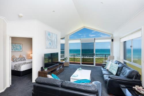 Meridian Beachside Apartments - Old Bar