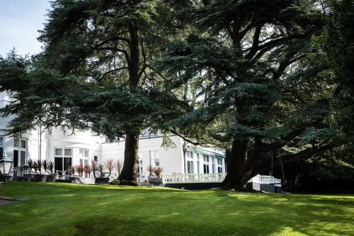 Manor Parc Hotel, Cardiff | Best deals | lastminute.com