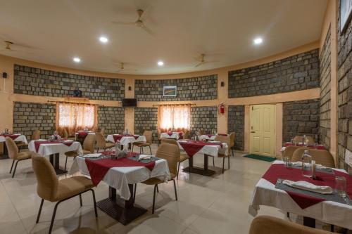 11 Best Hotels in Chitradurga, India