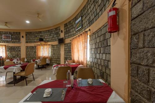 11 Best Hotels in Chitradurga, India