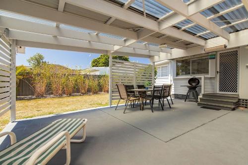 Douglas Avenue 5 - Forster