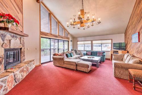Expansive Canyons Ski Retreat W/ Community Pool! - Wasatch Mountain State Park, Midway