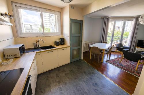 Appartement Rousseau - Centre Ville 5 Minutes Gare - Tours