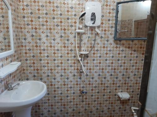 Villa Chambre B Climatisee Douche Cuisine Salon - Bamako
