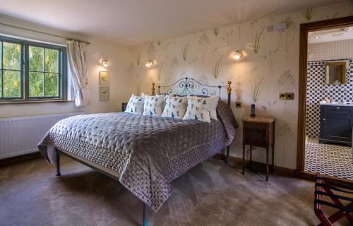 Palé Hall | United Kingdom - Venue Report