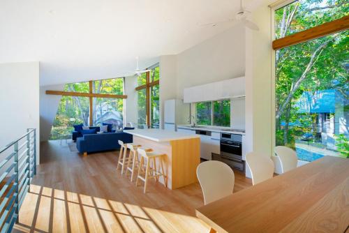 Sanzan Chalet By Hakuba White Fox Company - Hakuba