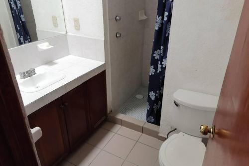 Bonita Casa Amueblada Para 12 Personas A 3 Kms Del Centro Cuernavaca - Cuernavaca