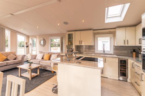Ebor Lodge With Hot Tub in York | 2025 Updated prices, deals - Klook ...
