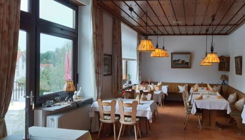 Hotel & Restaurant Krone - Waldbronn
