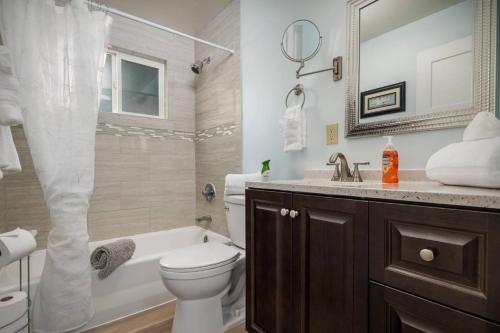 Walnut Bungalow West - Forest Grove, OR