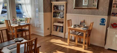 Sunflower Lodge - Bridlington