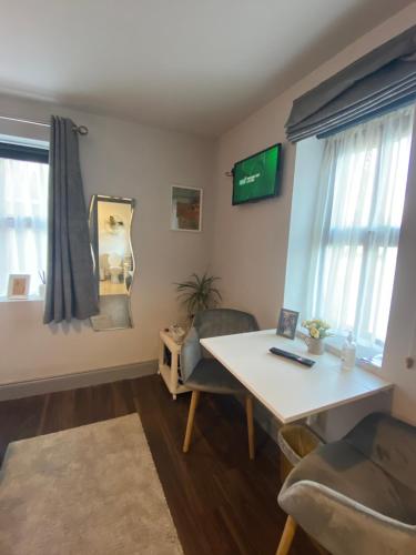 Pier House Room - Dingle