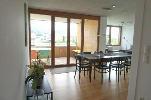 Terrassenwohnung In Pramierter Wohnanlage Nachhaltige Kuhlung Uber Erdsonde Und Fussbodenkuhlung - Rankweil