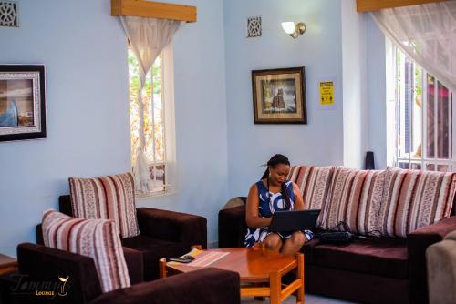 Tommy's Lounge - Nairobi