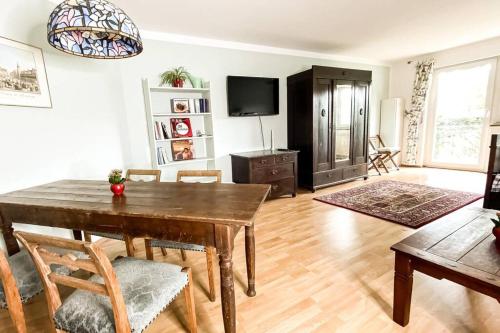 Apartment Am Auensee Mit Großer Terrasse & Privat-parkplatz - Leipzig