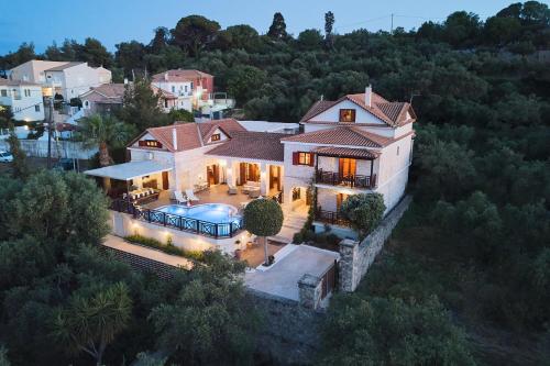Lila's Luxury Villa - 札金索斯