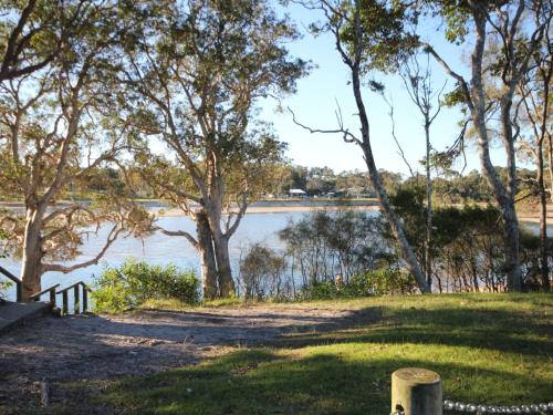 Aqua View 5 Of 2 Aqua Cres Lake Cathie - Lake Cathie