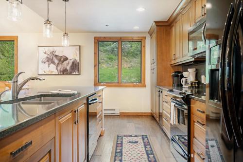326 Kiva Condo Access To Ski In Out - Beaver Creek, CO