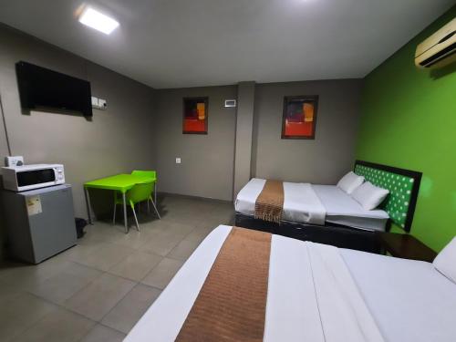 Metro Lodge Beach - Durban, South Africa - Updated 2026: Prices and ...