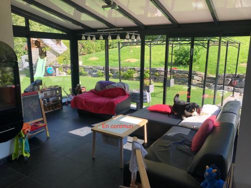 Logement Chez L'habitant Etage Independant - Sierre