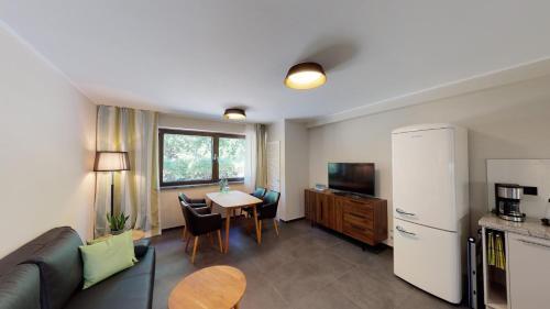 Ostsee Elmenhorst Sehr Hochwertige Dreizimmer Ferienwohnung Mit Gartenterrasse - Rostock