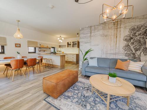 Malom Es Kacsa Boutique Hotel - 陶陶