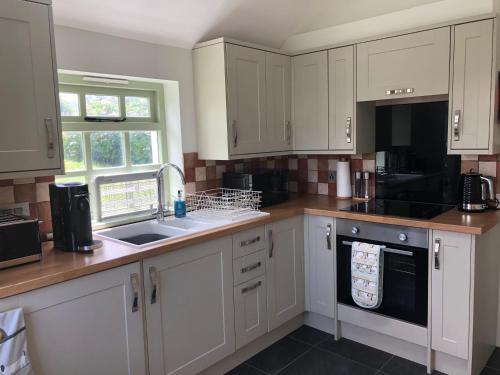 Picture Perfect Cottage In Rural Tintagel - Tintagel