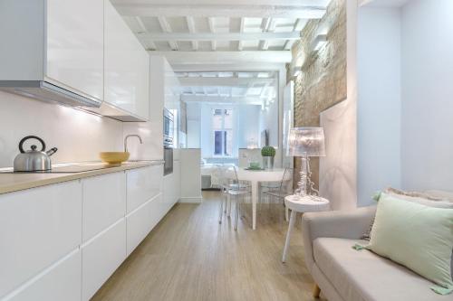 Ferrara Mayr White Apartment - Ferrara