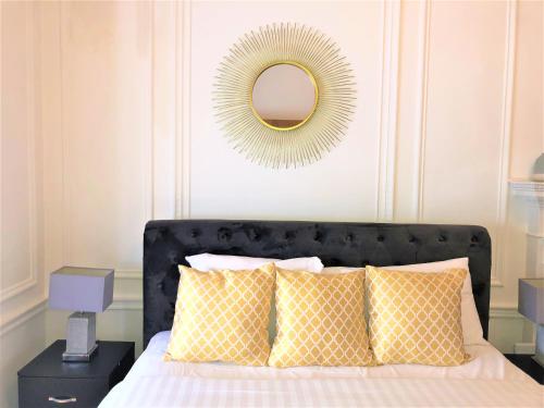 The Courtfield Plaza - Chelsea - London